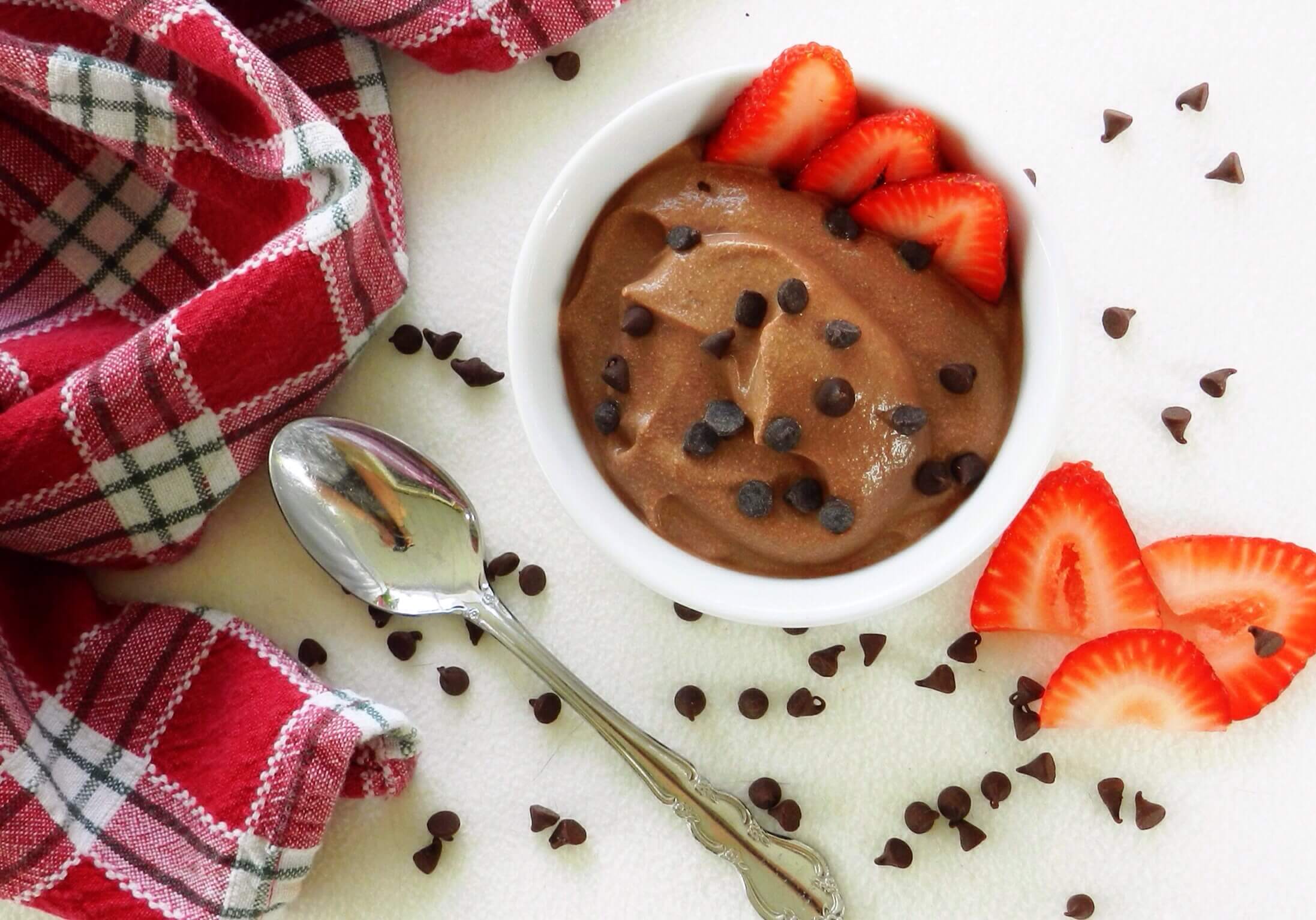 Rich Chocolate Mousse | Sincerely Katerina