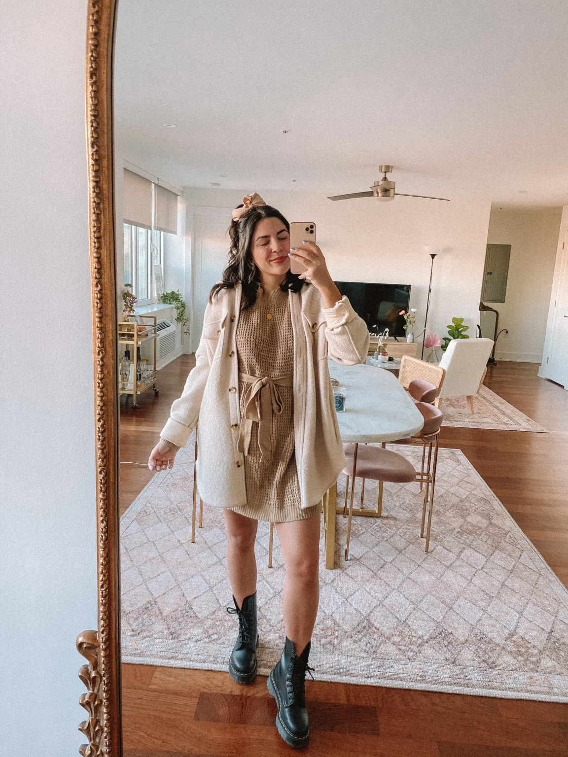 How to Style a Shacket (10+ Easy Ways to Wear a Shacket) | Sincerely ...